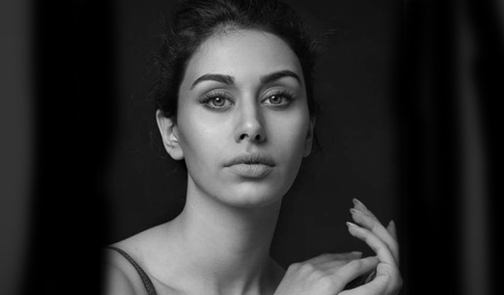 ভারতীয় ফিল্ম ইন্ডাস্ট্রির বর্তমান সময়ের আলোচিত ওয়ারিনা – ক্রাইম ...